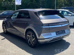 Grey Hyundai Ioniq 2022 in Riga, with an engine capacity of 1.60 L and mileage of 154 thousand km for 28999 €, photo 4 on AUTOMOTO.COM.LV