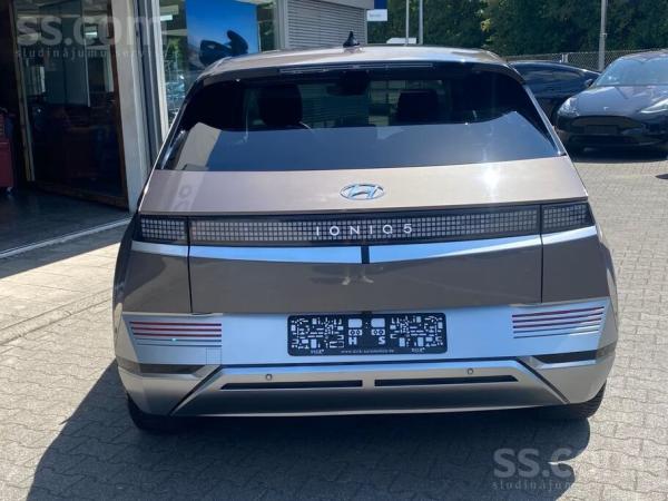 Pelēks Hyundai Ioniq 2022 Rīga, ar dzinēja tilpumu 1.60 L un nobraukumu 154 tūkst. km par 28999 €, foto 5 vietnē AUTOMOTO.COM.LV
