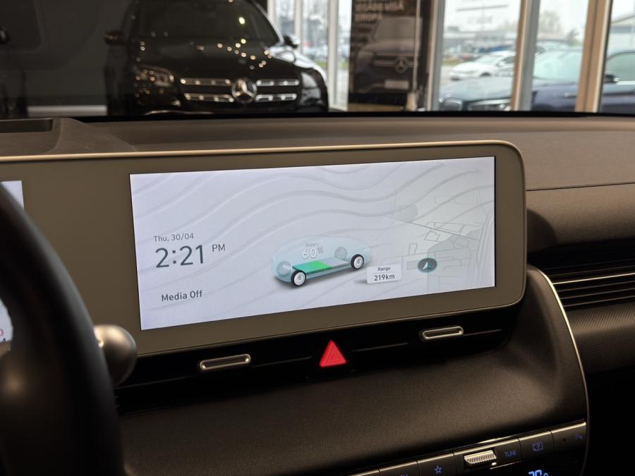 Grey Hyundai Ioniq 2022 in Riga, with an engine capacity of 0.00 L and mileage of 63 thousand km for 31990 €, photo 20 on AUTOMOTO.COM.LV