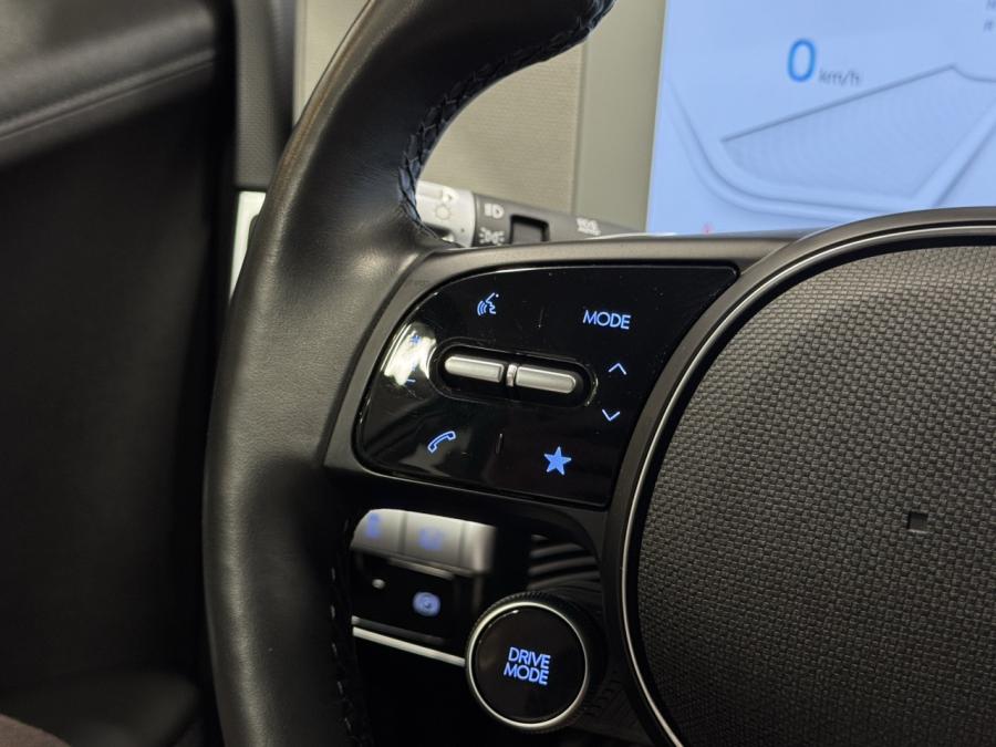 Grey Hyundai Ioniq 2022 in Riga, with an engine capacity of 0.00 L and mileage of 63 thousand km for 31990 €, photo 27 on AUTOMOTO.COM.LV