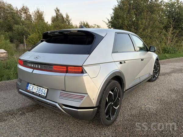 Grey Hyundai Ioniq 2022 in Dobele, with an engine capacity of 0.00 L and mileage of 136 thousand km for 24500 €, photo 5 on AUTOMOTO.COM.LV