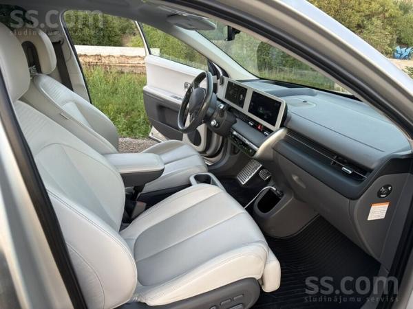Grey Hyundai Ioniq 2022 in Dobele, with an engine capacity of 0.00 L and mileage of 136 thousand km for 24500 €, photo 7 on AUTOMOTO.COM.LV