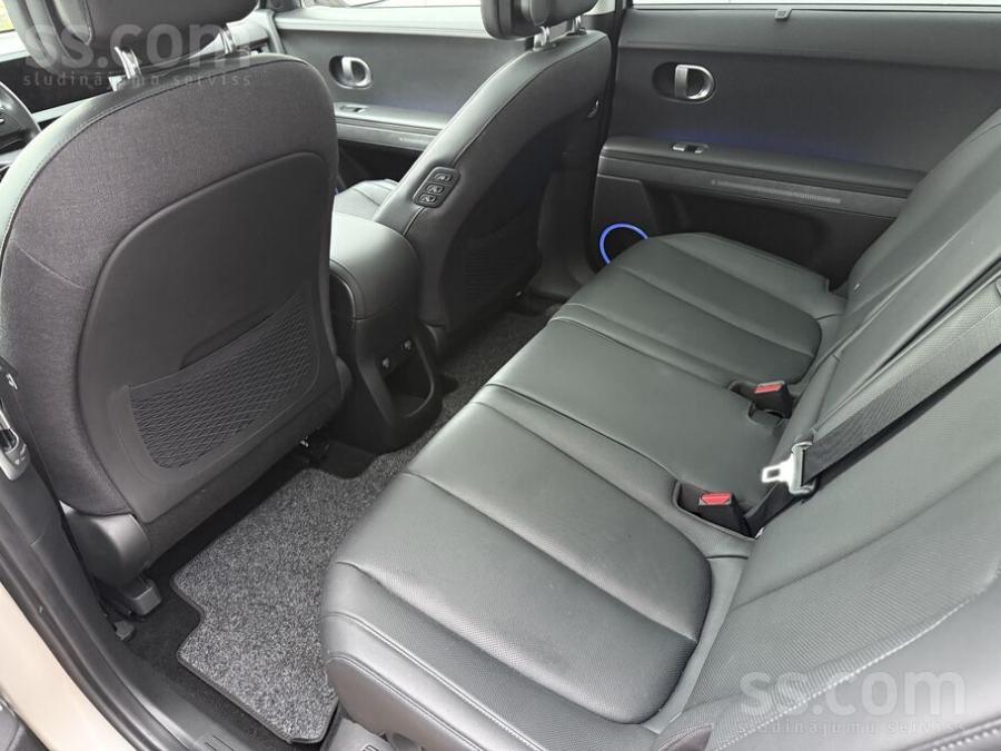 Grey Hyundai Ioniq 2022 in Riga, with an engine capacity of 0.00 L and mileage of 39 thousand km for 34000 €, photo 10 on AUTOMOTO.COM.LV