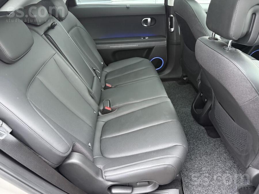 Grey Hyundai Ioniq 2022 in Riga, with an engine capacity of 0.00 L and mileage of 39 thousand km for 34000 €, photo 13 on AUTOMOTO.COM.LV