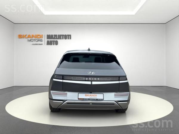 Grey Hyundai Ioniq 2023 in Riga, with an engine capacity of 1.50 L and mileage of 79 thousand km for 31990 €, photo 5 on AUTOMOTO.COM.LV