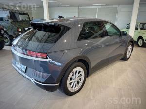 Серый Хендай Ioniq 2023 в Добеле, объемом двигателя 0.00 л и пробегом 61 тыс. км за 28250 €, фото 4 на AUTOMOTO.COM.LV