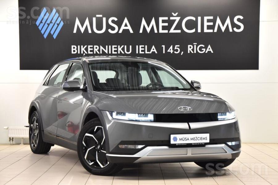 Серый Хендай Ioniq 2023 в Рига, объемом двигателя 0.00 л и пробегом 54 тыс. км за 26990 €, фото 4 на AUTOMOTO.COM.LV
