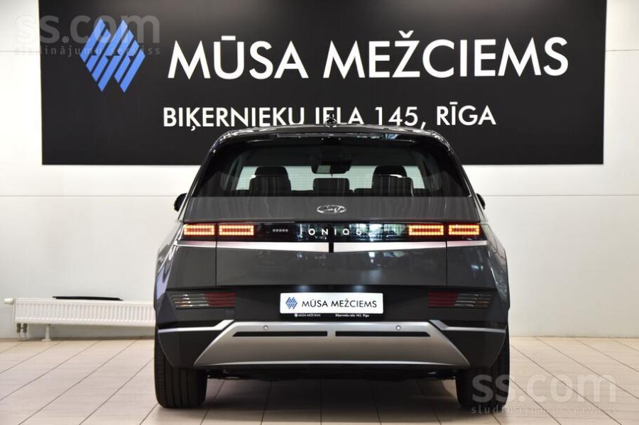 Серый Хендай Ioniq 2023 в Рига, объемом двигателя 0.00 л и пробегом 54 тыс. км за 26990 €, фото 8 на AUTOMOTO.COM.LV