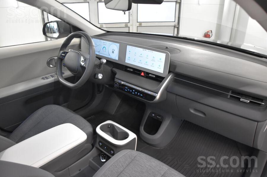 Серый Хендай Ioniq 2023 в Рига, объемом двигателя 0.00 л и пробегом 54 тыс. км за 26990 €, фото 15 на AUTOMOTO.COM.LV