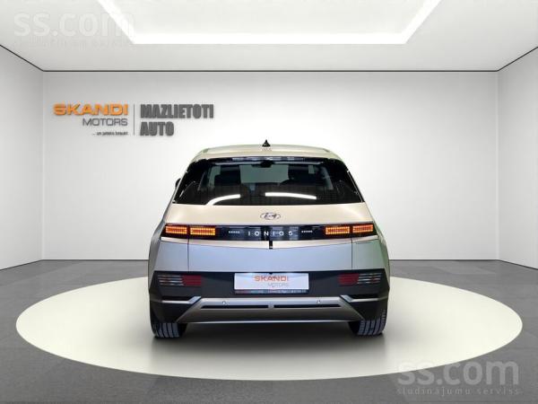 Pelēks Hyundai Ioniq 2023 Rīga, ar dzinēja tilpumu 0.00 L un nobraukumu 20 tūkst. km par 30490 €, foto 6 vietnē AUTOMOTO.COM.LV