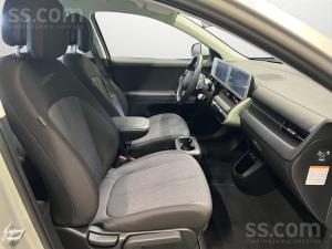 Pelēks Hyundai Ioniq 2023 Rīga, ar dzinēja tilpumu 0.00 L un nobraukumu 20 tūkst. km par 30490 €, foto 20 vietnē AUTOMOTO.COM.LV