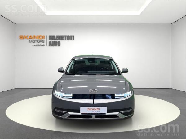 Серый Хендай Ioniq 2023 в Рига, объемом двигателя 0.00 л и пробегом 30 тыс. км за 33490 €, фото 3 на AUTOMOTO.COM.LV