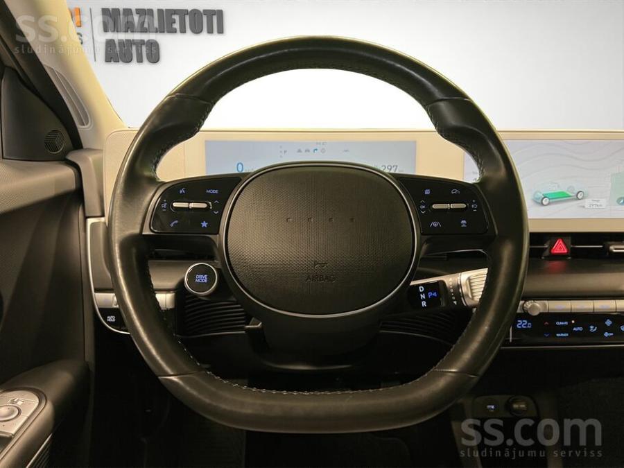 Grey Hyundai Ioniq 2023 in Riga, with an engine capacity of 0.00 L and mileage of 30 thousand km for 33490 €, photo 12 on AUTOMOTO.COM.LV