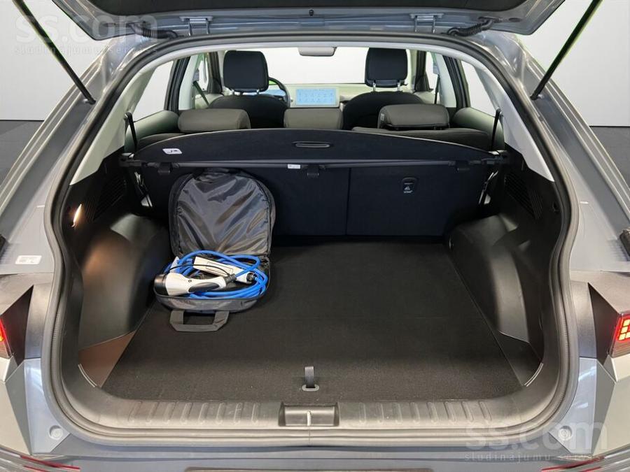 Grey Hyundai Ioniq 2023 in Riga, with an engine capacity of 0.00 L and mileage of 30 thousand km for 33490 €, photo 21 on AUTOMOTO.COM.LV