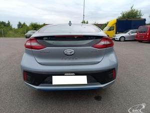 Pelēks Hyundai Ioniq 2016 Viļņa, ar dzinēja tilpumu 1.58 L un nobraukumu 219 tūkst. km par 7500 €, foto 6 vietnē AUTOMOTO.COM.LV