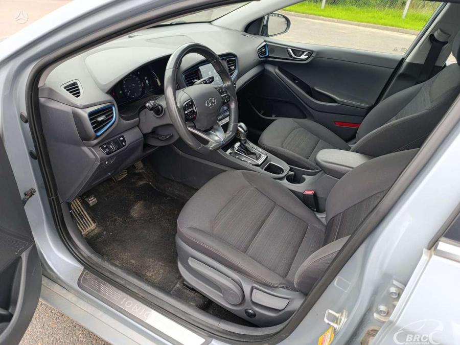 Pelēks Hyundai Ioniq 2016 Viļņa, ar dzinēja tilpumu 1.58 L un nobraukumu 219 tūkst. km par 7500 €, foto 15 vietnē AUTOMOTO.COM.LV
