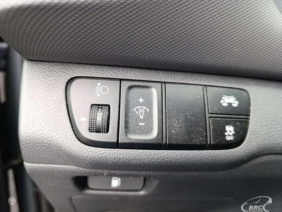 Pelēks Hyundai Ioniq 2016 Viļņa, ar dzinēja tilpumu 1.58 L un nobraukumu 219 tūkst. km par 7500 €, foto 17 vietnē AUTOMOTO.COM.LV