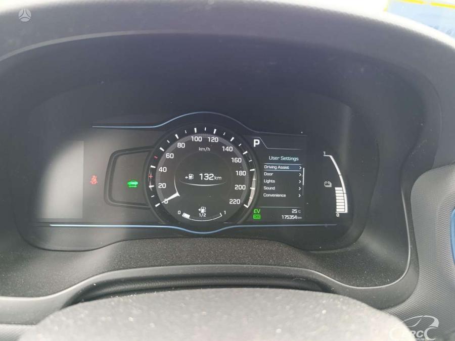 Pelēks Hyundai Ioniq 2016 Viļņa, ar dzinēja tilpumu 1.58 L un nobraukumu 219 tūkst. km par 7500 €, foto 18 vietnē AUTOMOTO.COM.LV
