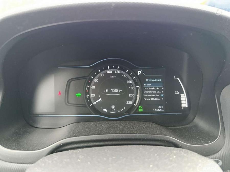 Pelēks Hyundai Ioniq 2016 Viļņa, ar dzinēja tilpumu 1.58 L un nobraukumu 219 tūkst. km par 7500 €, foto 19 vietnē AUTOMOTO.COM.LV
