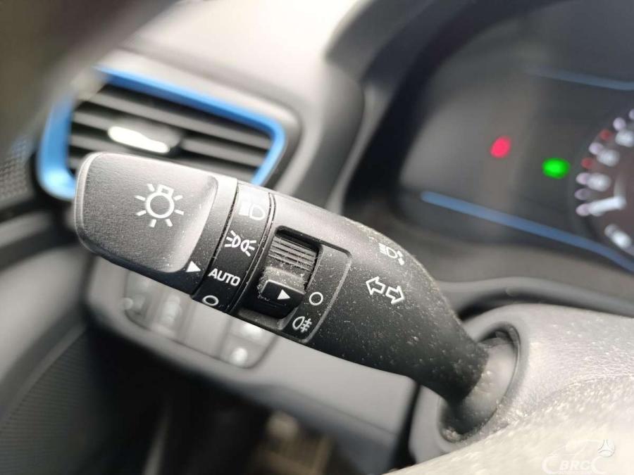 Pelēks Hyundai Ioniq 2016 Viļņa, ar dzinēja tilpumu 1.58 L un nobraukumu 219 tūkst. km par 7500 €, foto 32 vietnē AUTOMOTO.COM.LV