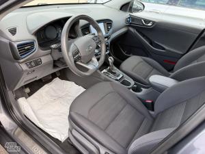 Pelēks Hyundai Ioniq 2016 Kauņa, ar dzinēja tilpumu 1.60 L un nobraukumu 190 tūkst. km par 9700 €, foto 13 vietnē AUTOMOTO.COM.LV