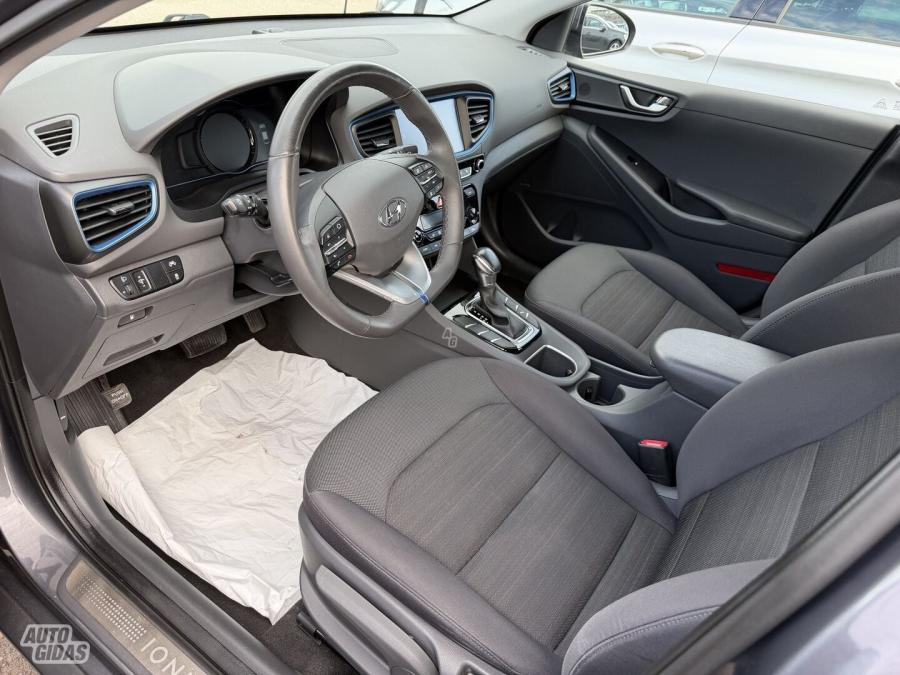Pelēks Hyundai Ioniq 2016 Kauņa, ar dzinēja tilpumu 1.60 L un nobraukumu 190 tūkst. km par 9700 €, foto 13 vietnē AUTOMOTO.COM.LV