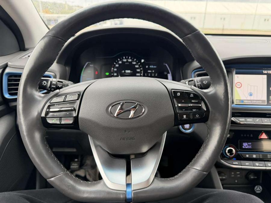 Pelēks Hyundai Ioniq 2016 Viļņa, ar dzinēja tilpumu 1.60 L un nobraukumu 126 tūkst. km par 11900 €, foto 15 vietnē AUTOMOTO.COM.LV