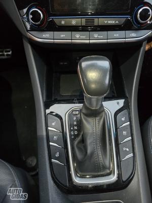 Pelēks Hyundai Ioniq 2017 Viļņa, ar dzinēja tilpumu 1.60 L un nobraukumu 165 tūkst. km par 12500 €, foto 13 vietnē AUTOMOTO.COM.LV