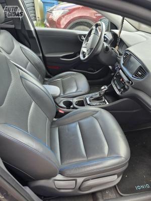 Pelēks Hyundai Ioniq 2017 Viļņa, ar dzinēja tilpumu 1.60 L un nobraukumu 165 tūkst. km par 12500 €, foto 16 vietnē AUTOMOTO.COM.LV