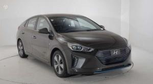 Pelēks Hyundai Ioniq 2017 Viļņa, ar dzinēja tilpumu 1.58 L un nobraukumu 57 tūkst. km par 14950 €, foto 5 vietnē AUTOMOTO.COM.LV