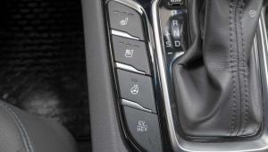 Pelēks Hyundai Ioniq 2017 Viļņa, ar dzinēja tilpumu 1.58 L un nobraukumu 57 tūkst. km par 14950 €, foto 34 vietnē AUTOMOTO.COM.LV