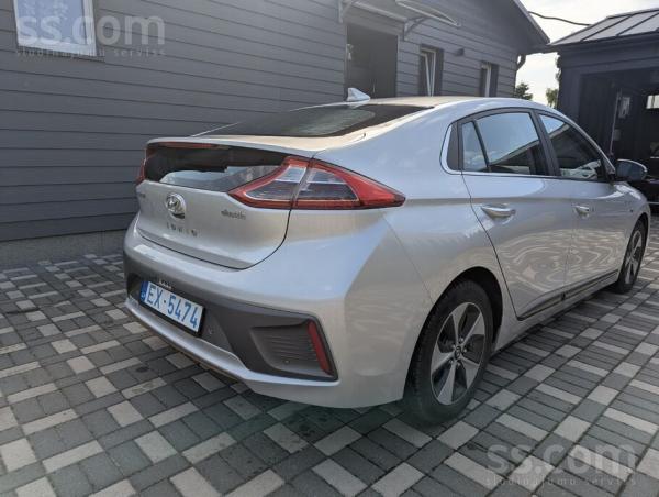 Серый Хендай Ioniq 2017 в Юрмала, объемом двигателя 1.60 л и пробегом 177 тыс. км за 11490 €, фото 3 на AUTOMOTO.COM.LV