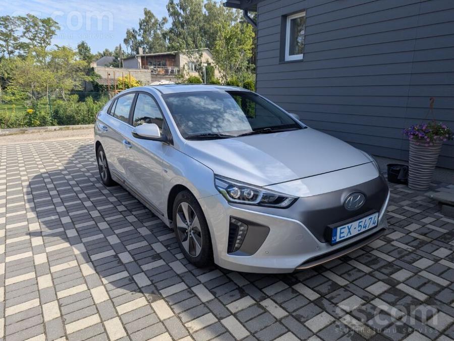 Pelēks Hyundai Ioniq 2017 Jūrmala, ar dzinēja tilpumu 1.60 L un nobraukumu 177 tūkst. km par 11490 €, foto 3 vietnē AUTOMOTO.COM.LV