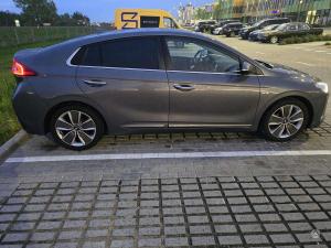 Серый Хендай Ioniq 2017 в Вильнюс, объемом двигателя 1.58 л и пробегом 169 тыс. км за 10500 €, фото 7 на AUTOMOTO.COM.LV