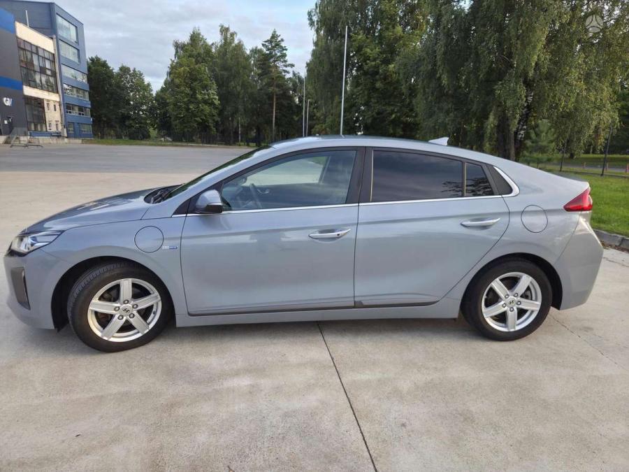 Серый Хендай Ioniq 2017 в Паневежис, объемом двигателя 1.58 л и пробегом 105 тыс. км за 12800 €, фото 6 на AUTOMOTO.COM.LV