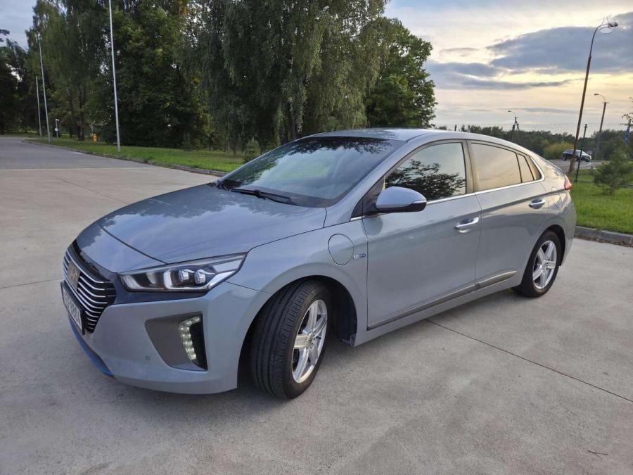 Серый Хендай Ioniq 2017 в Паневежис, объемом двигателя 1.58 л и пробегом 105 тыс. км за 12800 €, фото 7 на AUTOMOTO.COM.LV