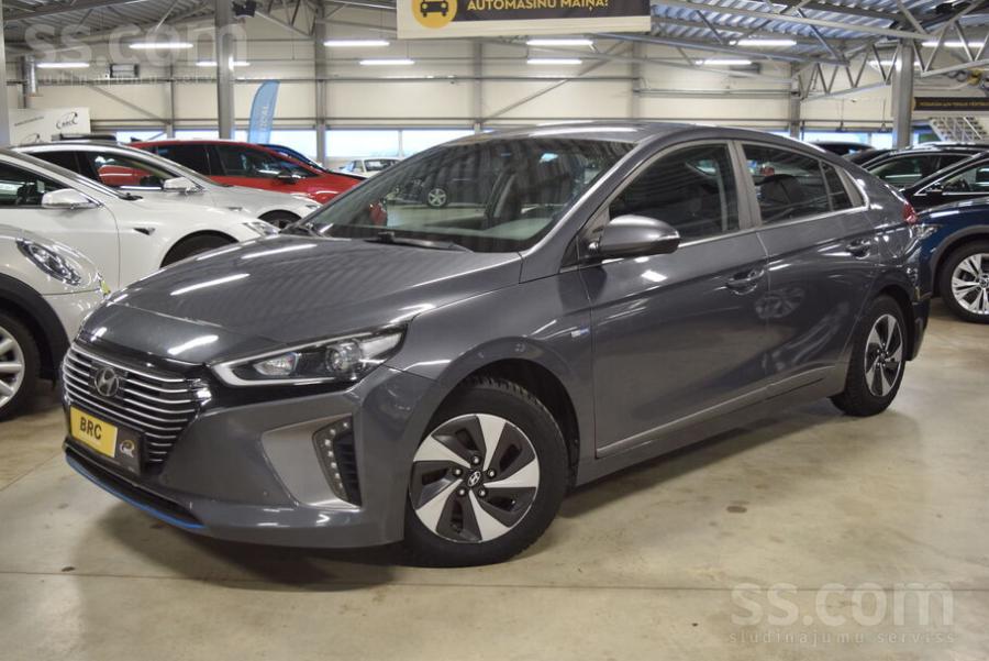 Grey Hyundai Ioniq 2018 in Riga, with an engine capacity of 1.60 L and mileage of 140 thousand km for 10500 €, photo 1 on AUTOMOTO.COM.LV