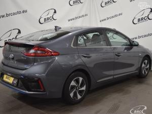 Серый Хендай Ioniq 2018 в Рига, объемом двигателя 1.60 л и пробегом 140 тыс. км за 10500 €, фото 2 на AUTOMOTO.COM.LV