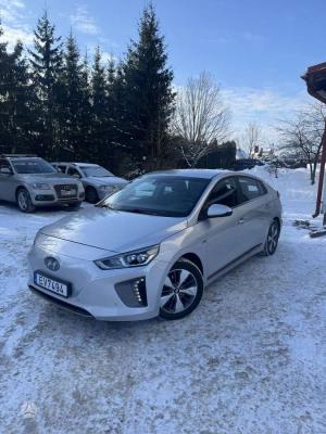 Grey Hyundai Ioniq 2018 in Vilnius, with an engine capacity of 0.00 L and mileage of 245 thousand km for 10499 €, photo  on AUTOMOTO.COM.LV
