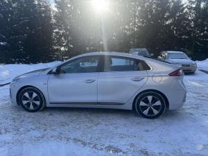 Pelēks Hyundai Ioniq 2018 Viļņa, ar dzinēja tilpumu 0.00 L un nobraukumu 245 tūkst. km par 10499 €, foto 3 vietnē AUTOMOTO.COM.LV