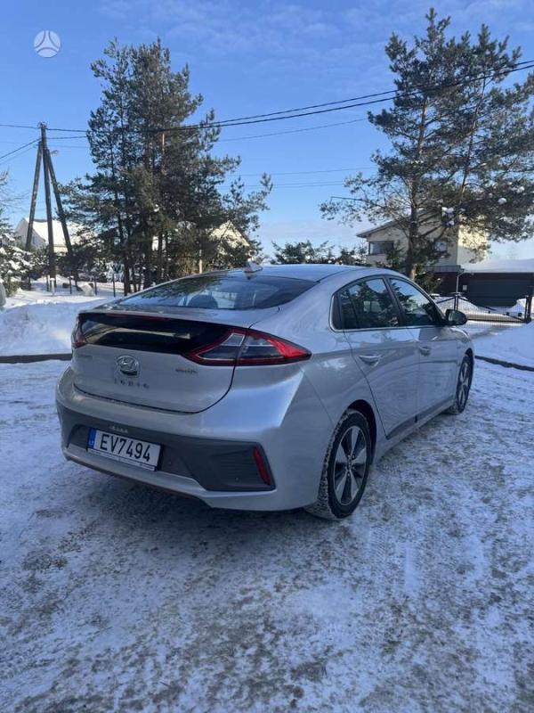 Pelēks Hyundai Ioniq 2018 Viļņa, ar dzinēja tilpumu 0.00 L un nobraukumu 245 tūkst. km par 10499 €, foto 10 vietnē AUTOMOTO.COM.LV