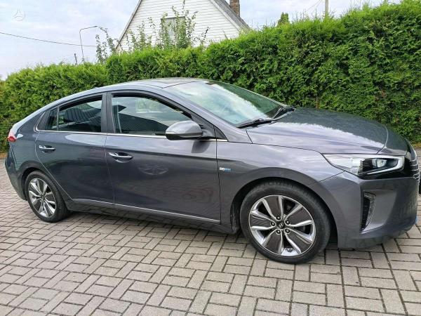 Серый Хендай Ioniq 2018 в Расейняй, объемом двигателя 1.58 л и пробегом 185 тыс. км за 8800 €, фото 3 на AUTOMOTO.COM.LV