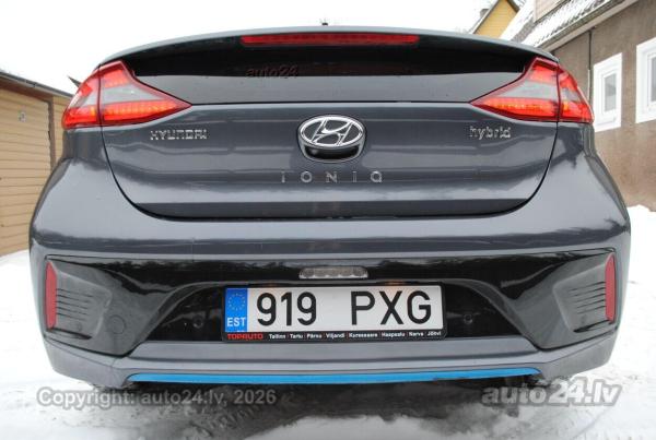 Grey Hyundai Ioniq 2019 in Voru, with an engine capacity of 1.60 L and mileage of 288 thousand km for 13500 €, photo 5 on AUTOMOTO.COM.LV