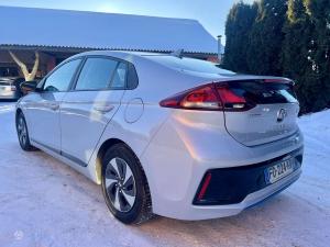 Pelēks Hyundai Ioniq 2019 Tauragė, ar dzinēja tilpumu 1.58 L un nobraukumu 175 tūkst. km par 10990 €, foto 4 vietnē AUTOMOTO.COM.LV