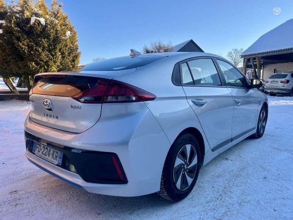 Pelēks Hyundai Ioniq 2019 Tauragė, ar dzinēja tilpumu 1.58 L un nobraukumu 175 tūkst. km par 10990 €, foto 6 vietnē AUTOMOTO.COM.LV