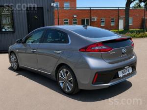 Pelēks Hyundai Ioniq 2019 Rīga, ar dzinēja tilpumu 1.60 L un nobraukumu 143 tūkst. km par 10900 €, foto 8 vietnē AUTOMOTO.COM.LV