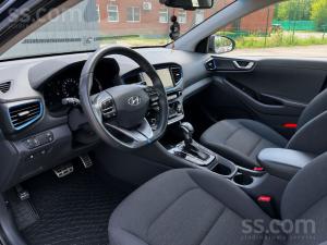Pelēks Hyundai Ioniq 2019 Rīga, ar dzinēja tilpumu 1.60 L un nobraukumu 143 tūkst. km par 10900 €, foto 10 vietnē AUTOMOTO.COM.LV