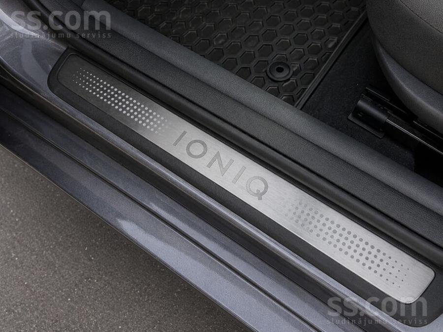 Pelēks Hyundai Ioniq 2019 Rīga, ar dzinēja tilpumu 1.60 L un nobraukumu 143 tūkst. km par 10900 €, foto 12 vietnē AUTOMOTO.COM.LV