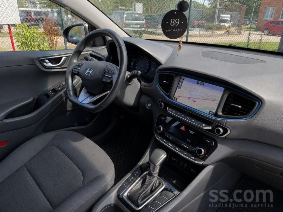 Pelēks Hyundai Ioniq 2019 Rīga, ar dzinēja tilpumu 1.60 L un nobraukumu 143 tūkst. km par 10900 €, foto 14 vietnē AUTOMOTO.COM.LV