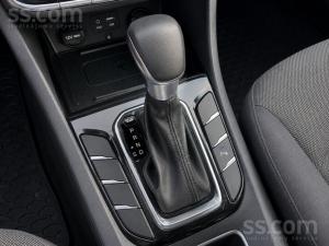 Pelēks Hyundai Ioniq 2019 Rīga, ar dzinēja tilpumu 1.60 L un nobraukumu 143 tūkst. km par 10900 €, foto 17 vietnē AUTOMOTO.COM.LV